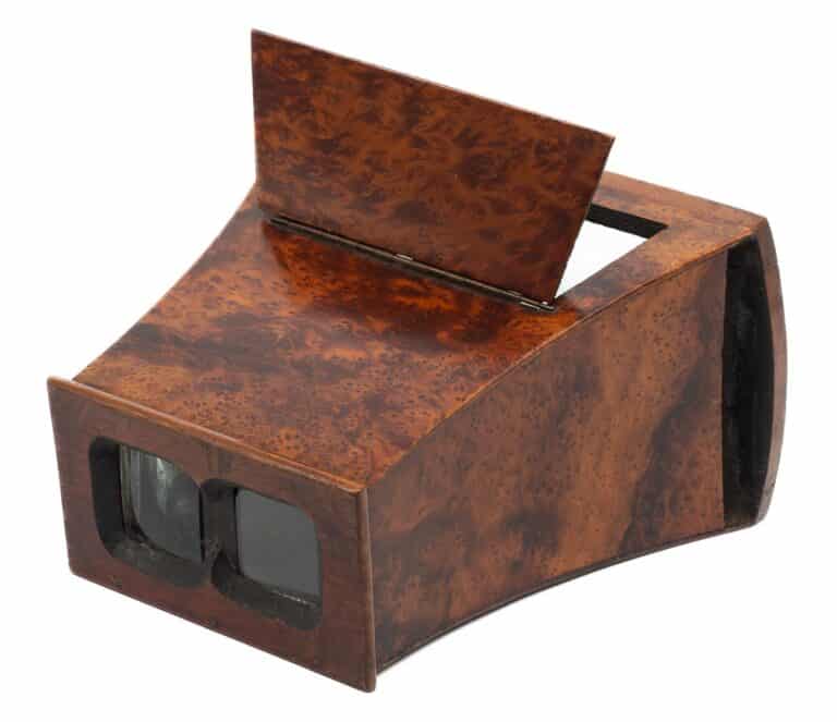 Stéréoscope à verre prismatique - Stereoscopy History