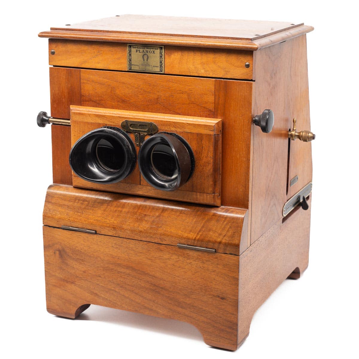 Stereo cameras Archives - Stereoscopy History